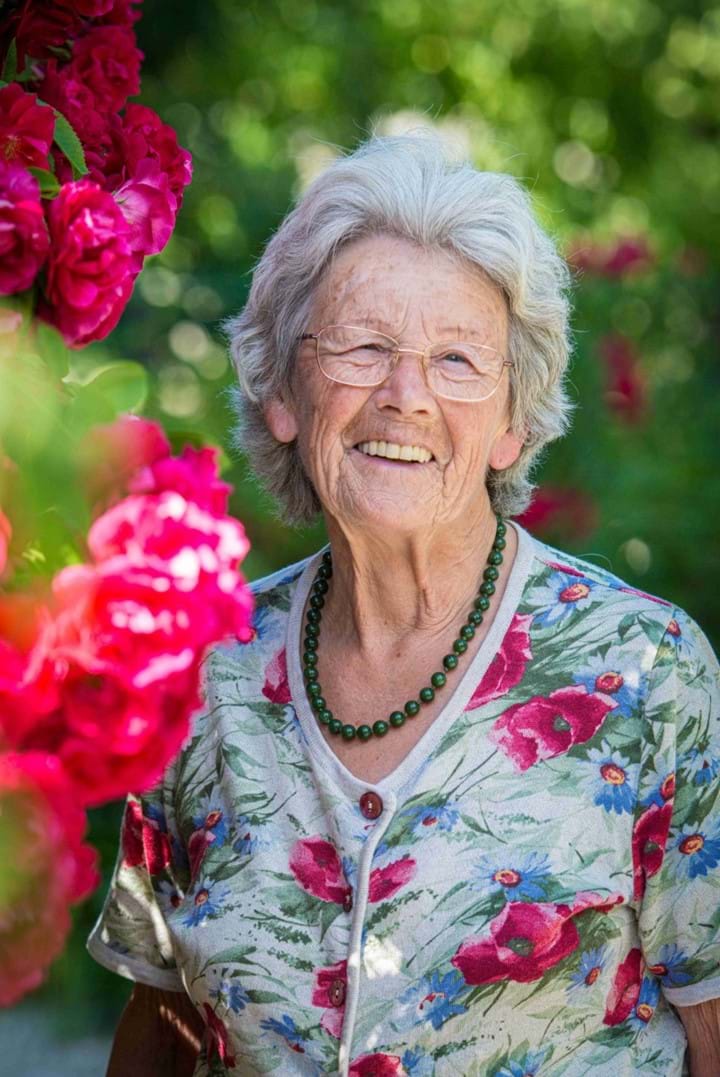 Paula Wwe. Auer geb. Burkia